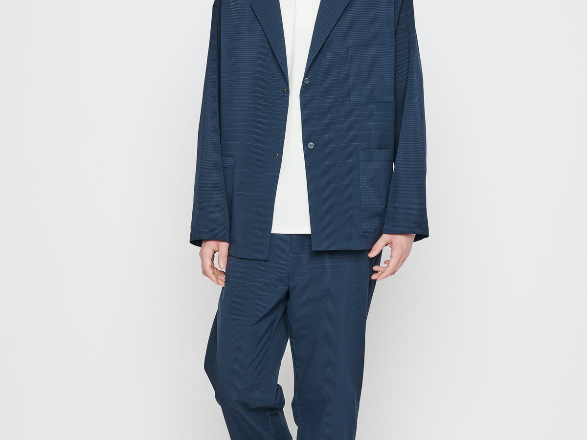 DESCENTEPAUSE-2021ss-top-001.jpg DESCENTEPAUSE-2021ss-top-001.jpg
