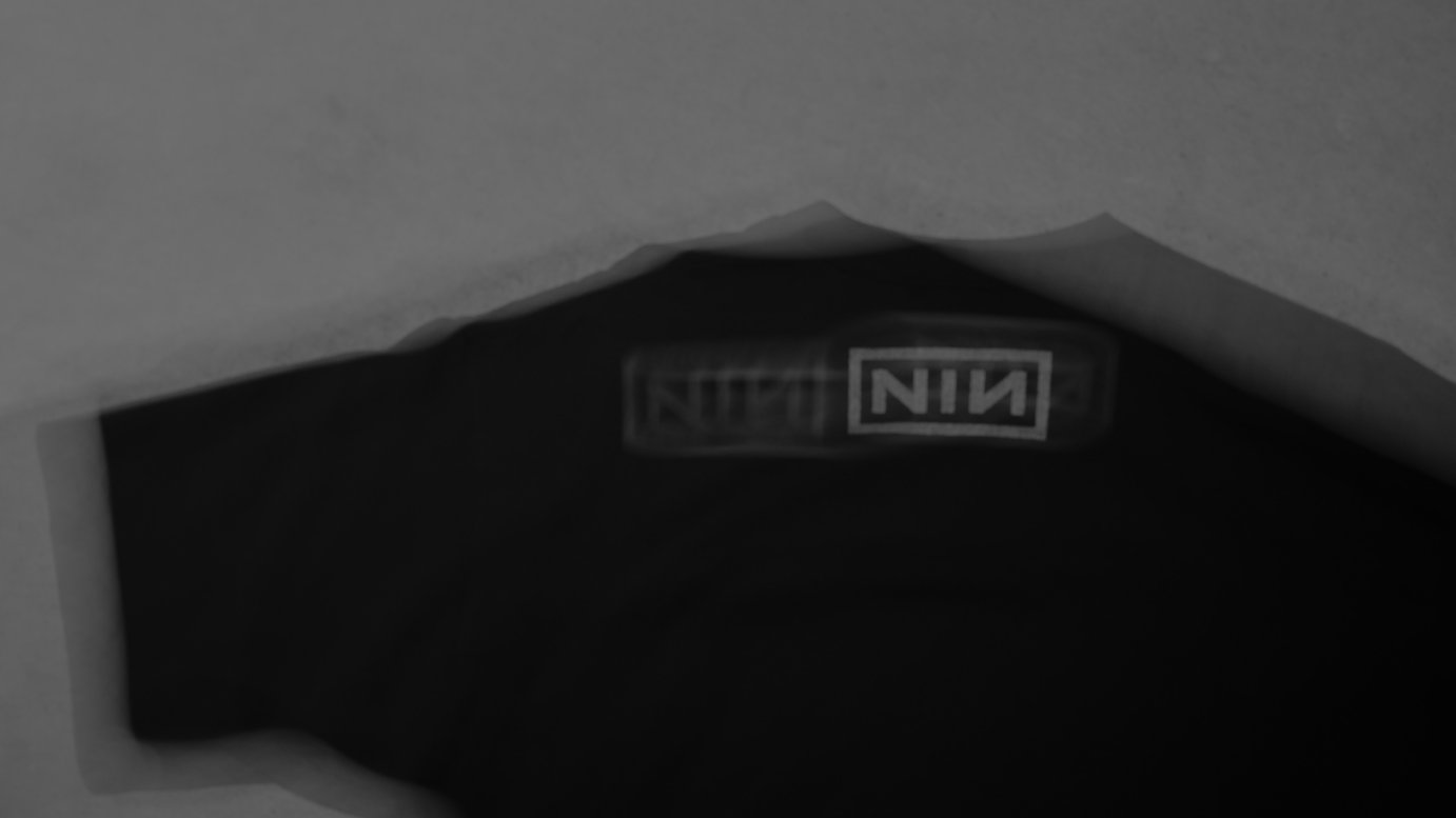 ビオトープとコモリがロックバンド「ナイン・インチ・ネイルズ」とコラボ