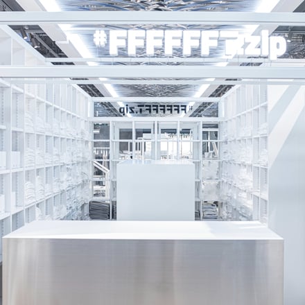 白T専門店「#FFFFFFT」初のコンセプトストア、ミヤシタパークに期間限定オープン