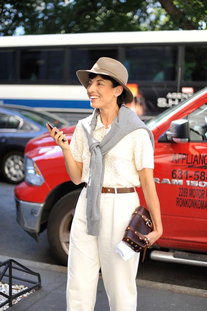 Street Style - ニューヨーク - Julie Ragoliaさん - 2013年11月08日撮影 - FASHIONSNAP