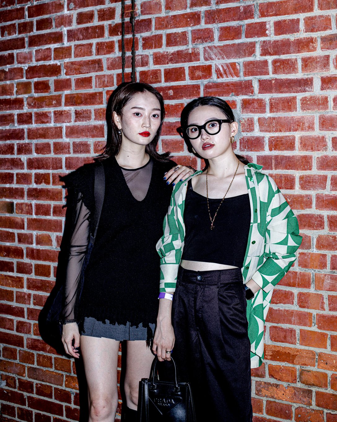 Street Style - 大阪 - rio／remiさん - 2022年10月12日撮影 - FASHIONSNAP