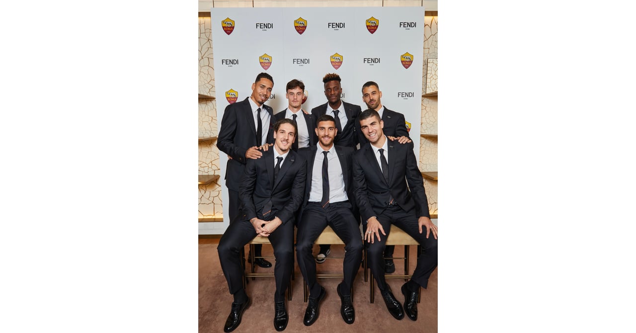 フェンディがセリエA ASローマとのパートナーシップ締結記念イベント開催、7選手が銀座店に来店