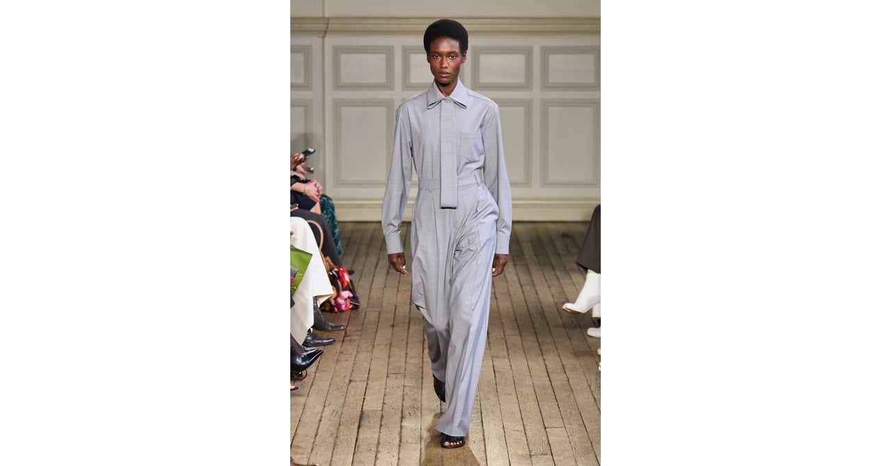 EMILIA WICKSTEAD 2025年春夏コレクション | ロンドン | 画像34枚 - FASHIONSNAP