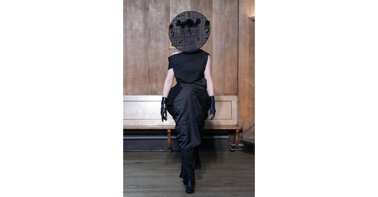 Jenn Lee 2025年春夏コレクション | ロンドン | 画像39枚 - FASHIONSNAP