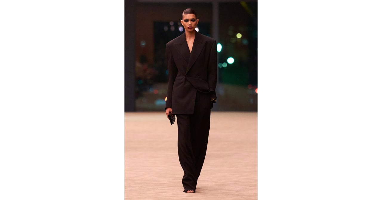 SAINT LAURENT -Women's- 2026 Winter Collection | パリ | 画像49枚 - FASHIONSNAP