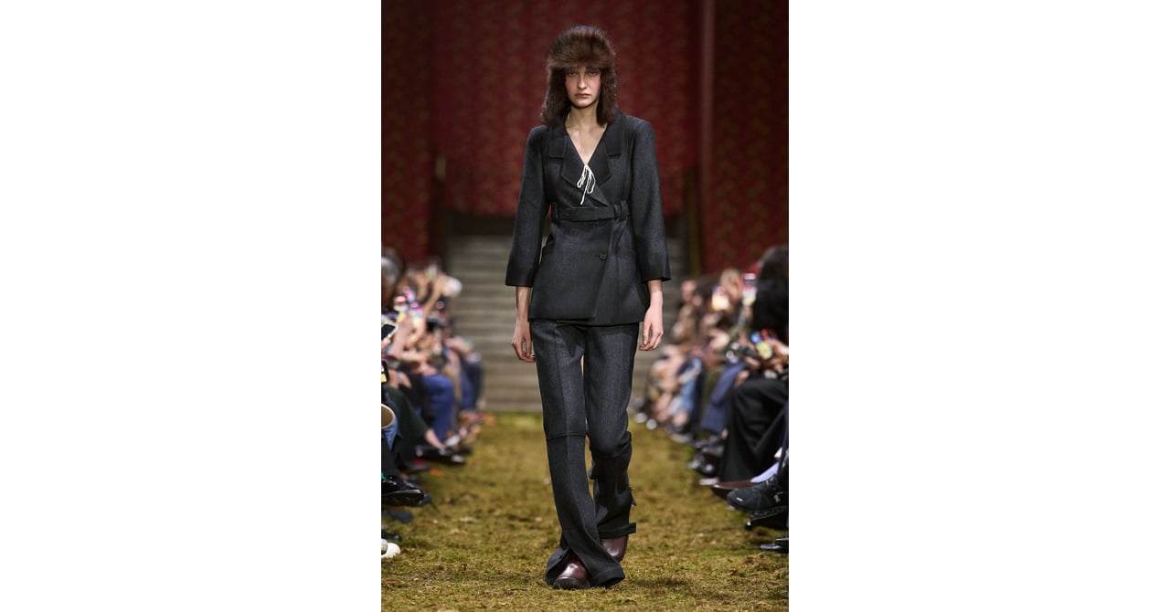 MIU MIU 2026年秋冬コレクション | パリ | 画像66枚 - FASHIONSNAP