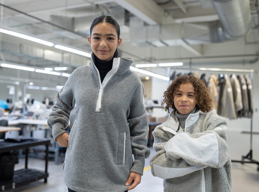 カナダグース、無染色のグレージュ1色のサステナコレクション「HUMANATURE」から新作を発売