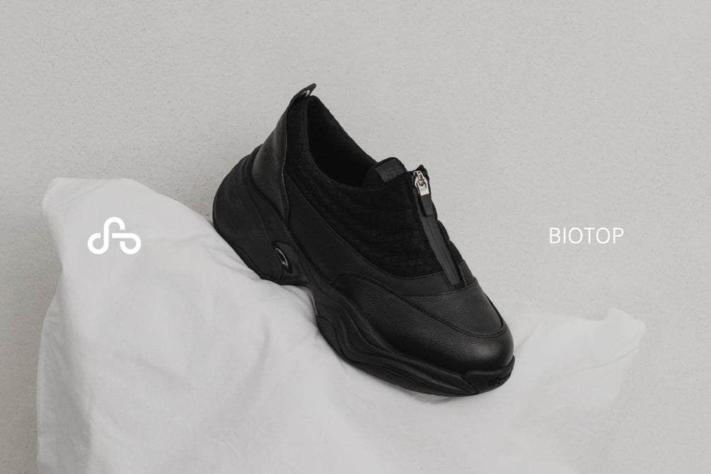 ビオトープがOAOに別注、人気モデル「FOUNTAIN」を凸凹素材でアップデート