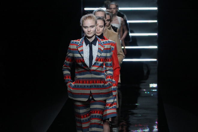 HAN AHN SOON 2013~14秋冬 | 東京 | 画像60枚 - FASHIONSNAP