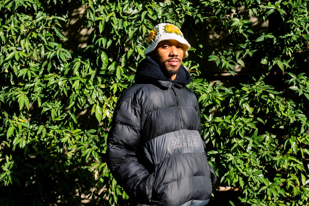 Street Style - 東京 - Devon Mooreさん - 2024年02月29日撮影 - FASHIONSNAP