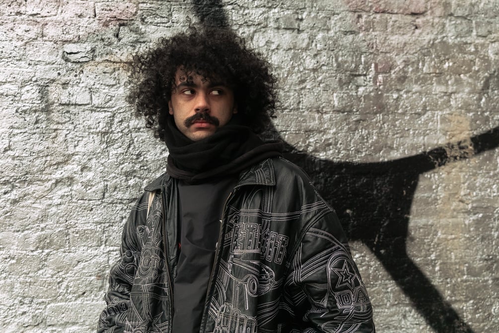 Street Style - ロンドン - Patrick Williamsさん - 2024年03月21日撮影 - FASHIONSNAP