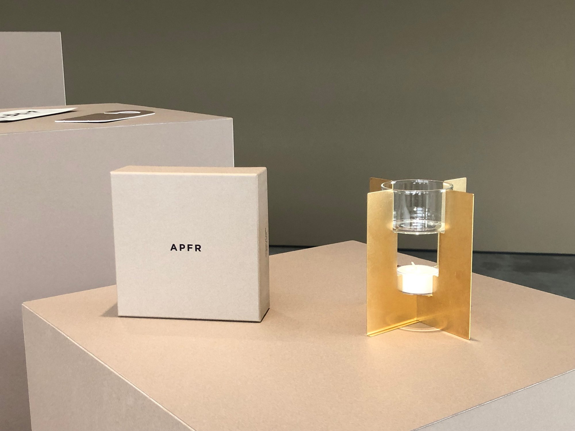 「アポテーケフレグランス」がリブランディング 「APFR」へとロゴを一新