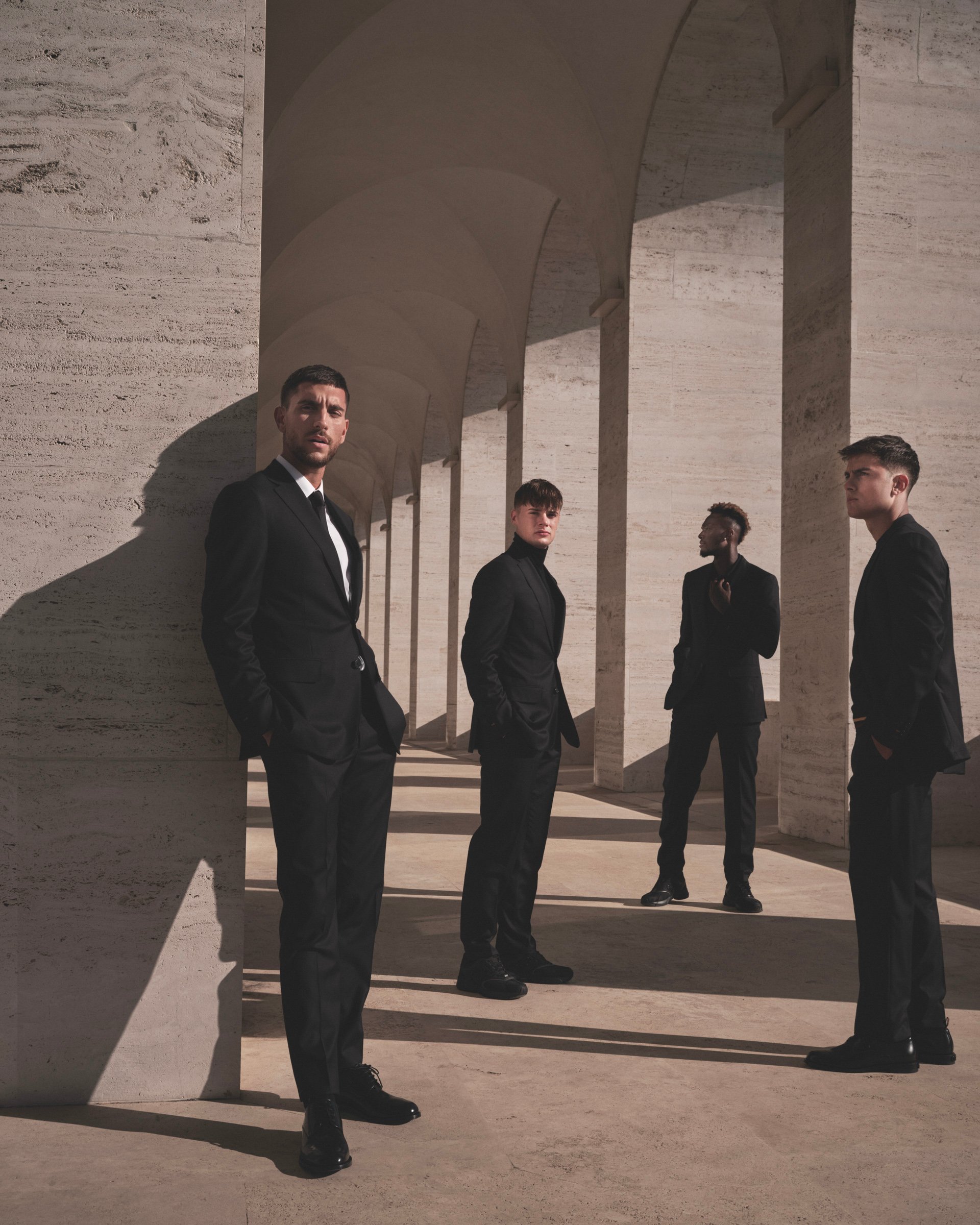 フェンディがセリエA ASローマとのパートナーシップ締結記念イベント開催、7選手が銀座店に来店