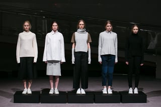 CINOH 2023年春夏コレクション | 東京 | 画像31枚 - FASHIONSNAP