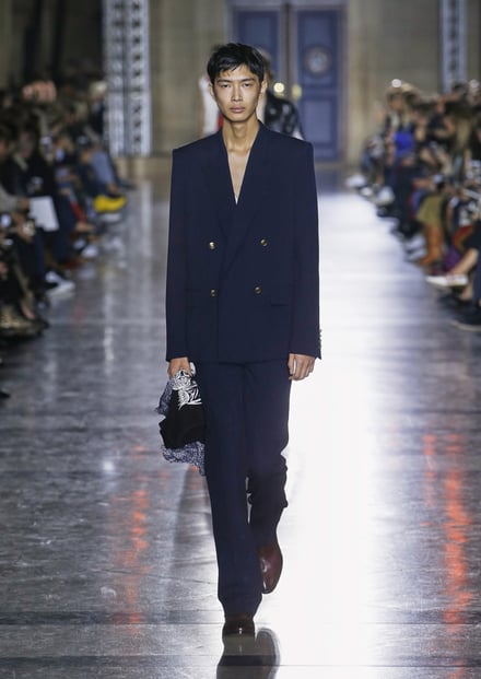 GIVENCHY 2018年春夏コレクション | パリ | 画像69枚 - FASHIONSNAP.COM