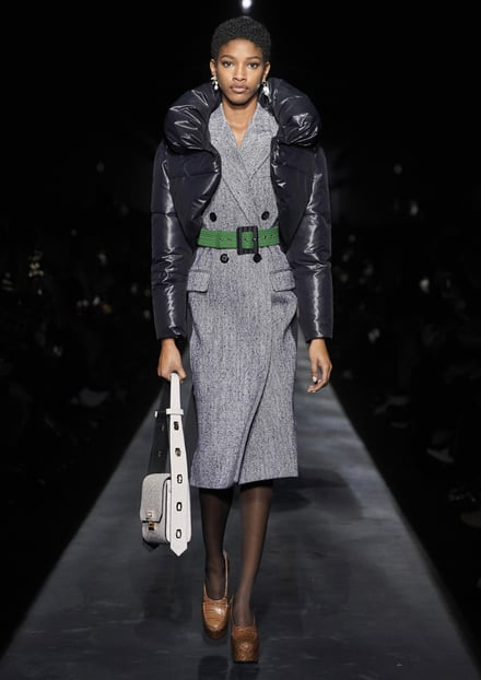 GIVENCHY -Women's- 2019-20秋冬コレクション | パリ | 画像64枚 - FASHIONSNAP.COM