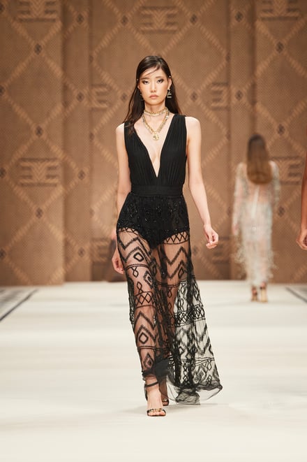 Elisabetta Franchi 2023年春夏コレクション | ミラノ | 画像61枚 - FASHIONSNAP.COM