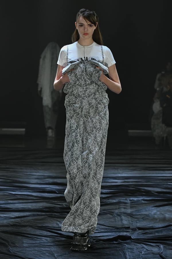 AKIKOAOKI 2023年秋冬コレクション | 東京 | 画像130枚 - FASHIONSNAP