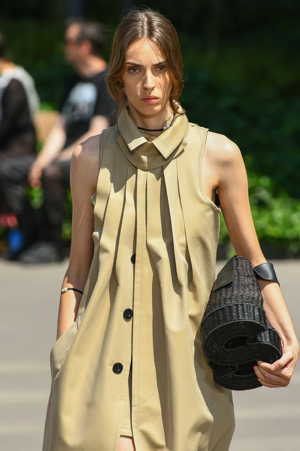 sacai Men's 2024 SS ＆ Women's 2024 Spring Collection | パリ | 画像139枚 ...