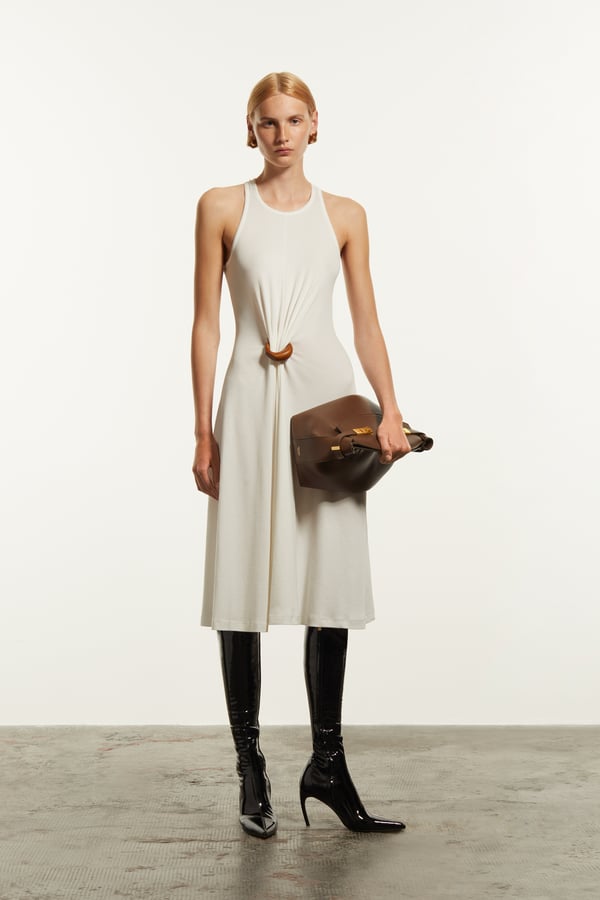 FERRAGAMO 2024 Pre Spring Collection | 画像37枚 - FASHIONSNAP