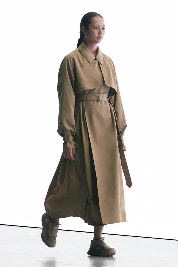 HYKE 2024年春夏コレクション | 東京 | 画像209枚 - FASHIONSNAP