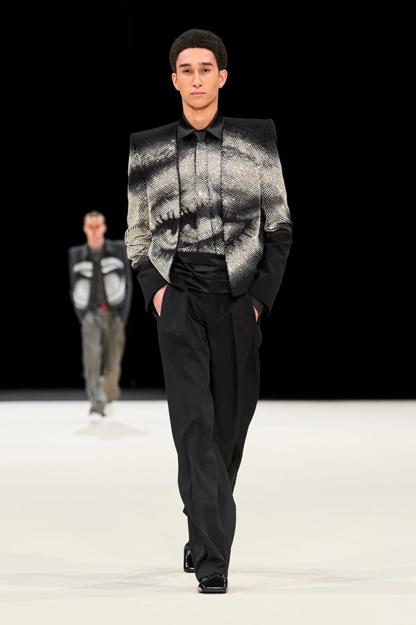 BALMAIN HOMME 2024年秋冬コレクション | パリ | 画像55枚 - FASHIONSNAP