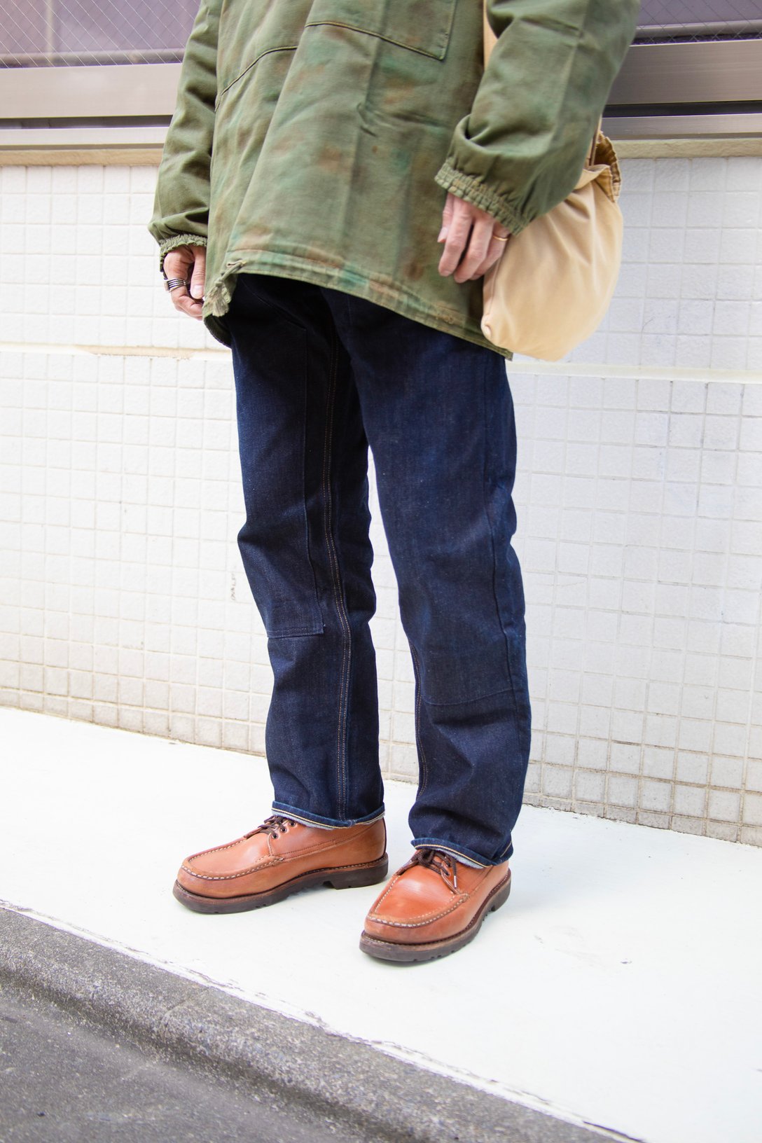 Street Style - 東京 - Naoki Sakumaさん - 2022年03月26日撮影 - FASHIONSNAP.COM