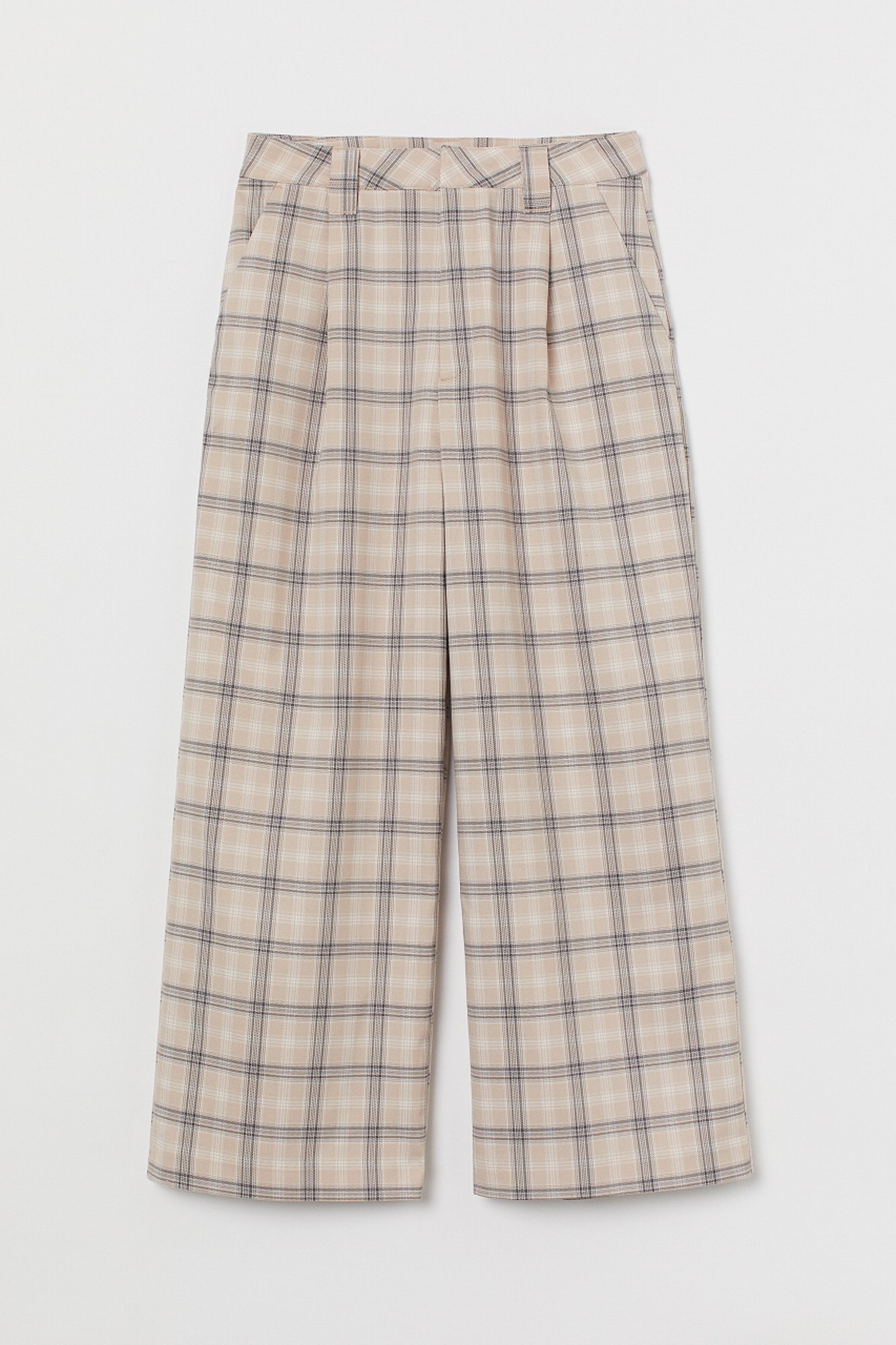 H＆MとNiziUによるコレクション第2弾が登場、虹モチーフのコラボアイテムなど