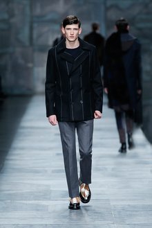 FENDI 2015-16秋冬コレクション | ミラノ | 画像44枚 - FASHIONSNAP.COM