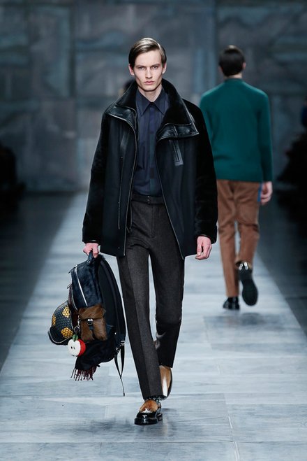 FENDI 2015-16秋冬コレクション | ミラノ | 画像44枚 - FASHIONSNAP.COM
