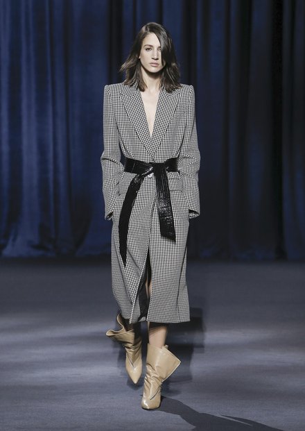 GIVENCHY 2018-19秋冬コレクション | パリ | 画像62枚 - FASHIONSNAP.COM